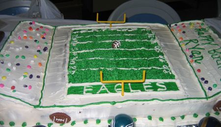 Eagles Football Field Cake - CakeCentral.com
