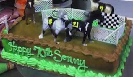 Drag Racing Cake - CakeCentral.com