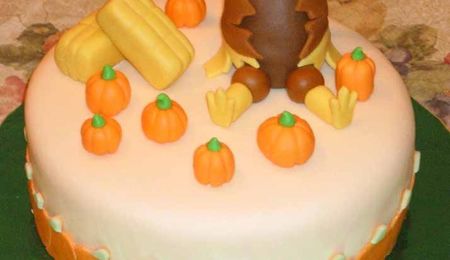 Fondant Turkey Topper - CakeCentral.com