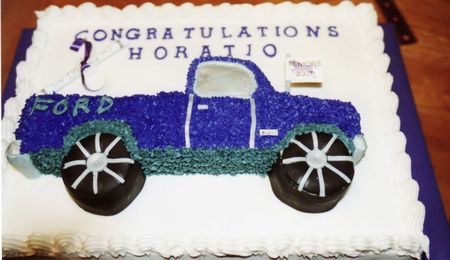 Truck And 5Th Wheel Cake - CakeCentral.com