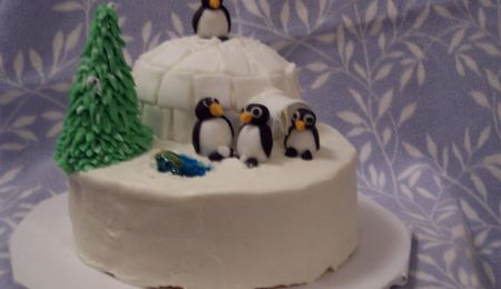 Igloo With Penguins - CakeCentral.com