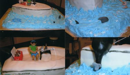 Pontoon Birthday Cake - CakeCentral.com