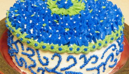 Blue And Green Cupcakes - CakeCentral.com