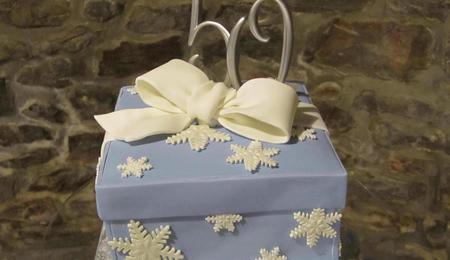 Snowflake Pattern - CakeCentral.com