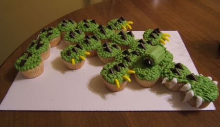 Lacoste Alligator Cupcakes - CakeCentral.com