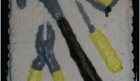 Tool Box Cake - CakeCentral.com