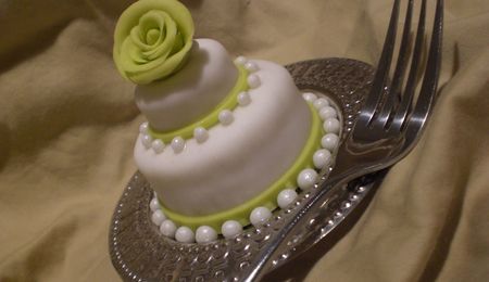 Mini 3 Tier Cakes - CakeCentral.com