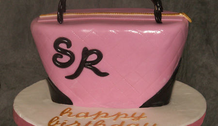 Purse Cake Template - CakeCentral.com