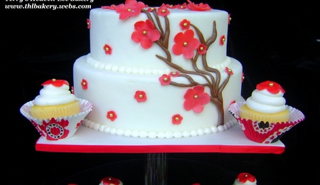 Asian Showcake With Gumpaste Geisha - CakeCentral.com