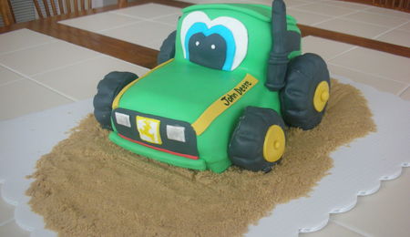 Ford Blue Tractor Cake - CakeCentral.com