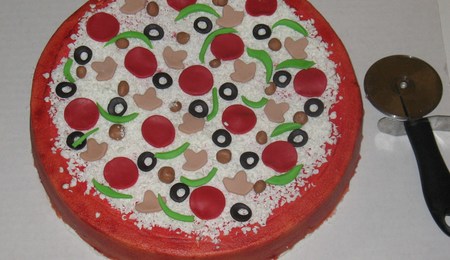 Pizza - CakeCentral.com