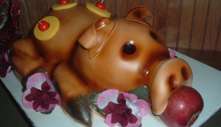 Luau Pig Cake - CakeCentral.com