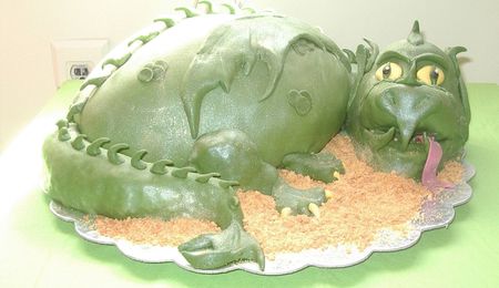 Chinese Dragon Cake - CakeCentral.com