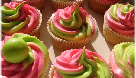 Mothers Day Cupcakes - CakeCentral.com