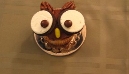 Owl Cake - CakeCentral.com