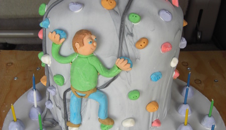 Rock Climbing Cake - CakeCentral.com