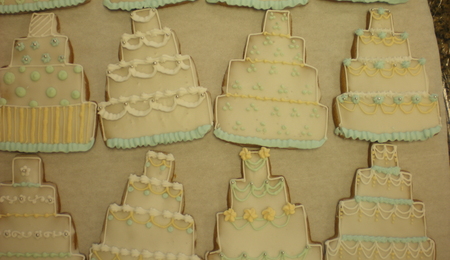 Peach Lambeth Cake - CakeCentral.com