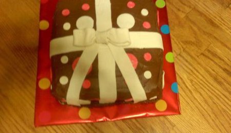Wrapped Present - CakeCentral.com
