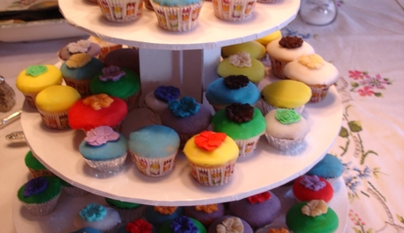 Mini Cakes - CakeCentral.com