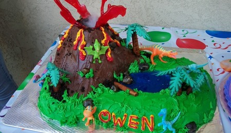 Volcano Cake. - CakeCentral.com