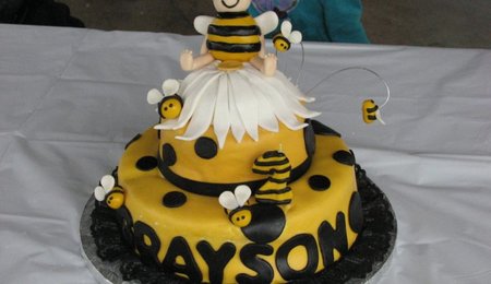 Bumble-Bee Baby - CakeCentral.com