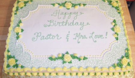 Red Roses - CakeCentral.com