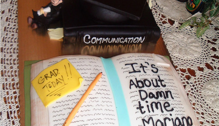 2006 Graduation Cake - CakeCentral.com