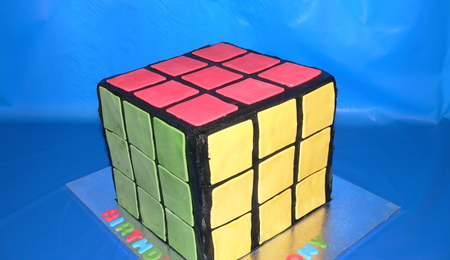 Borg Cube - CakeCentral.com
