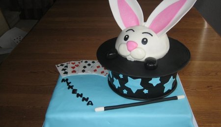Magic Theme Cake - CakeCentral.com