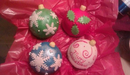 Christmas Ornament Cake - CakeCentral.com