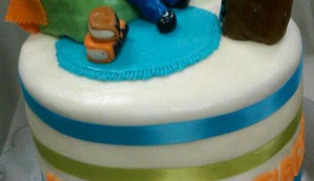 Tim's Sofa Cake - CakeCentral.com