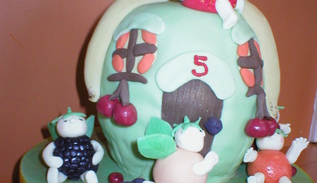 Sample Cake With Fondant Fruit - CakeCentral.com