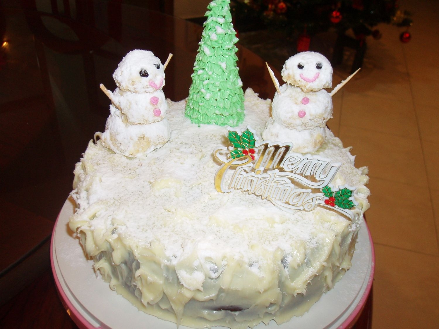 Snowman Christmas Cake - CakeCentral.com