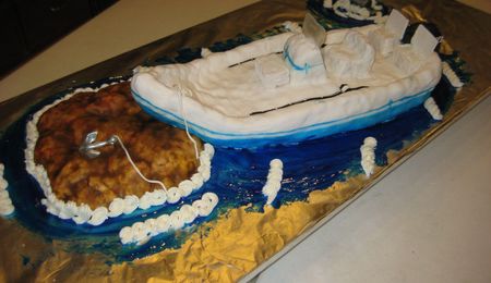 Pontoon Birthday Cake - CakeCentral.com