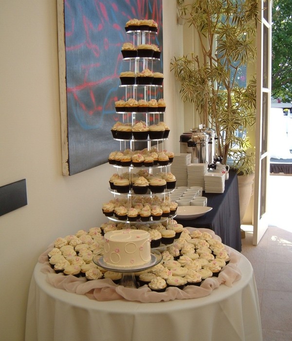 Top Cupcake Towers - CakeCentral.com
