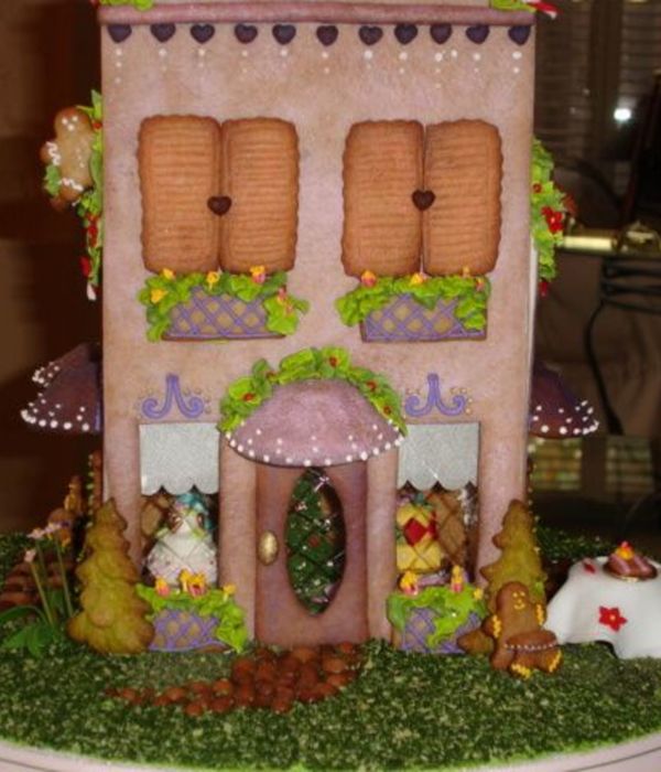 Top Gingerbread Houses - CakeCentral.com