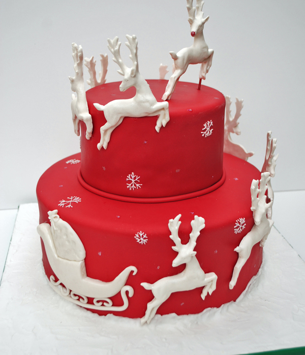 Top Reindeer Cakes - CakeCentral.com
