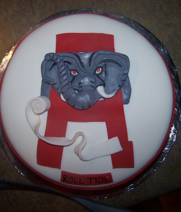 Alabama Crimson Tide Cakes - CakeCentral.com