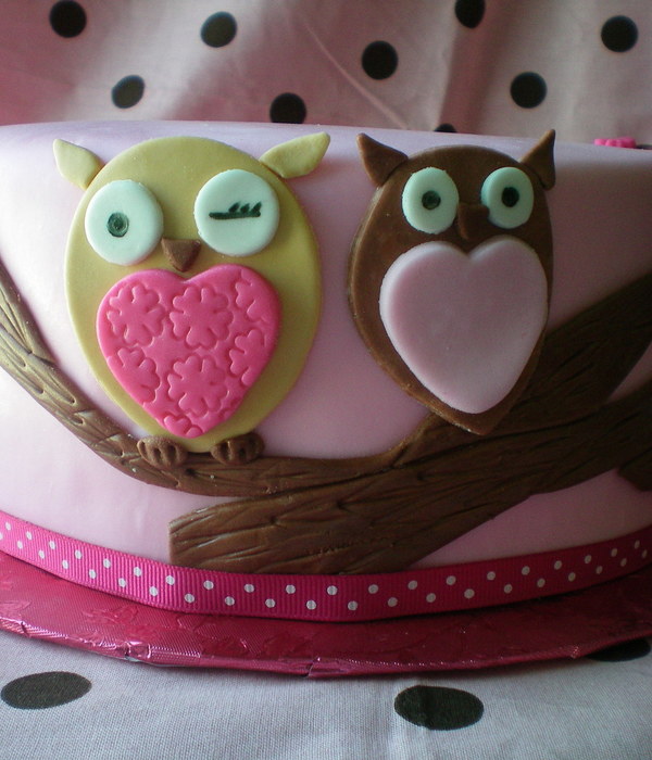 Owl Cakes Are A Hoot! - CakeCentral.com