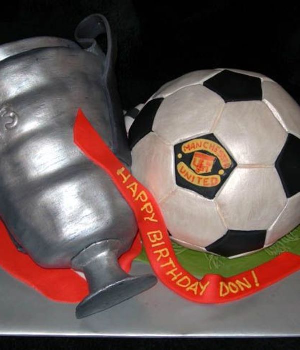 Top Soccer Cakes - CakeCentral.com