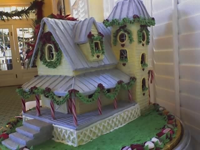 Top Gingerbread Houses - CakeCentral.com