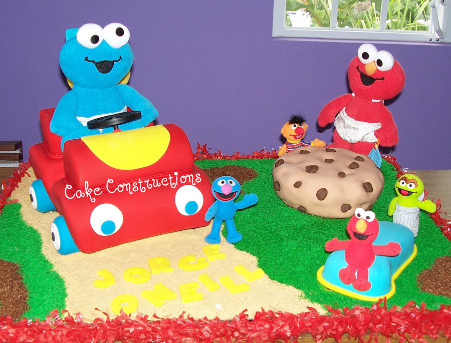 Baby Elmo - CakeCentral.com