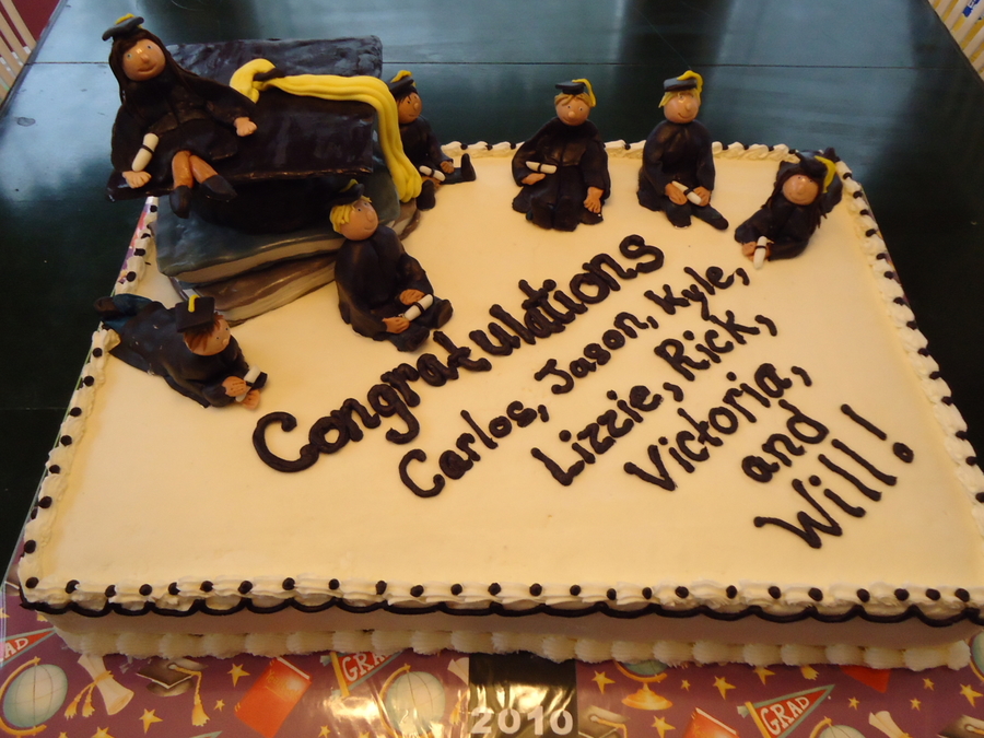 Group Graduation Cake - CakeCentral.com