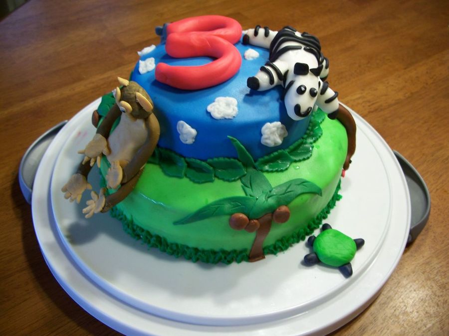 Zoo Cake - CakeCentral.com