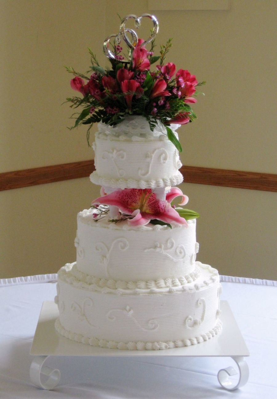 Scrolls And Rosebuds Wedding Cake - CakeCentral.com
