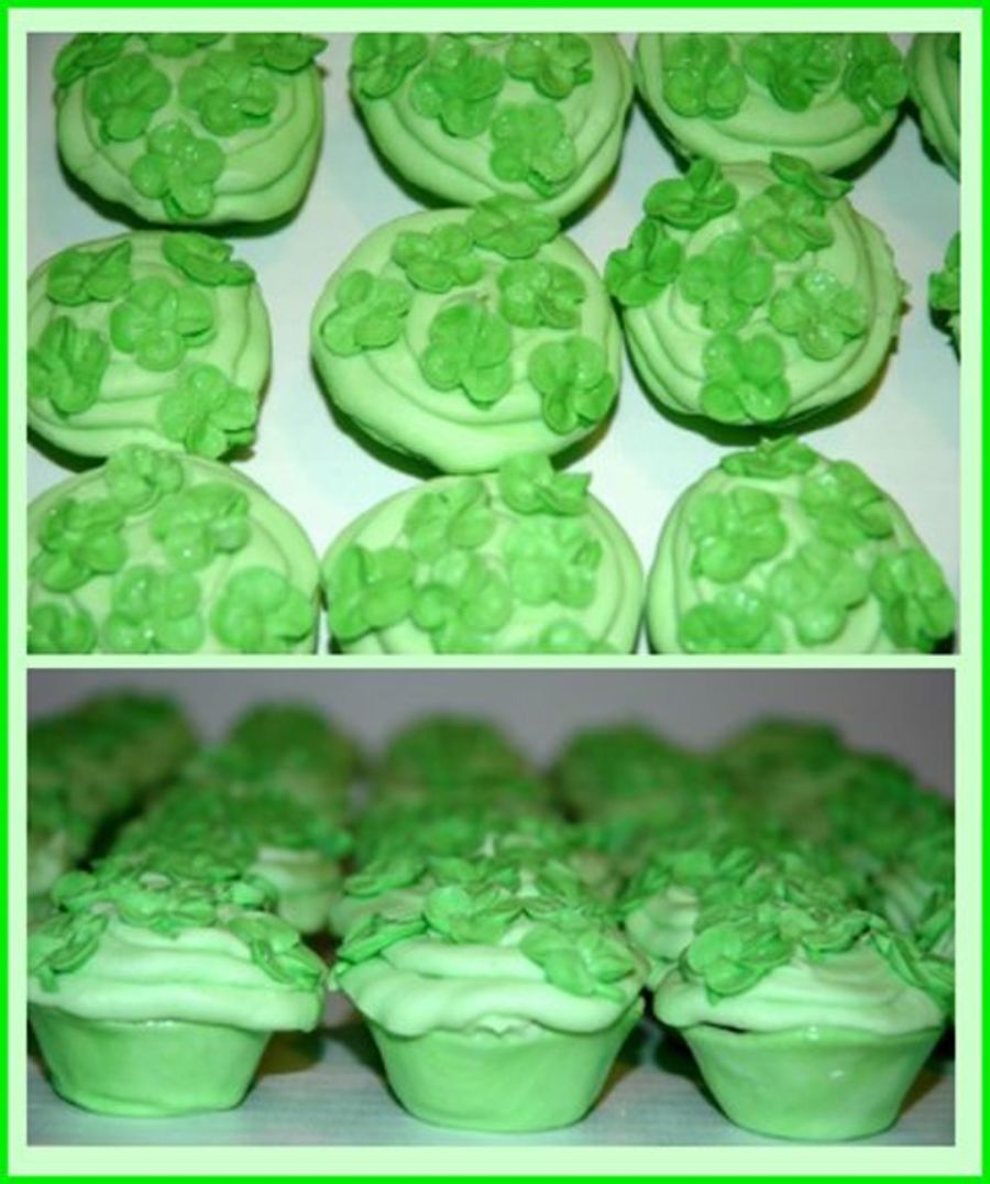Cup Cakes With Four Leaf Clover - CakeCentral.com