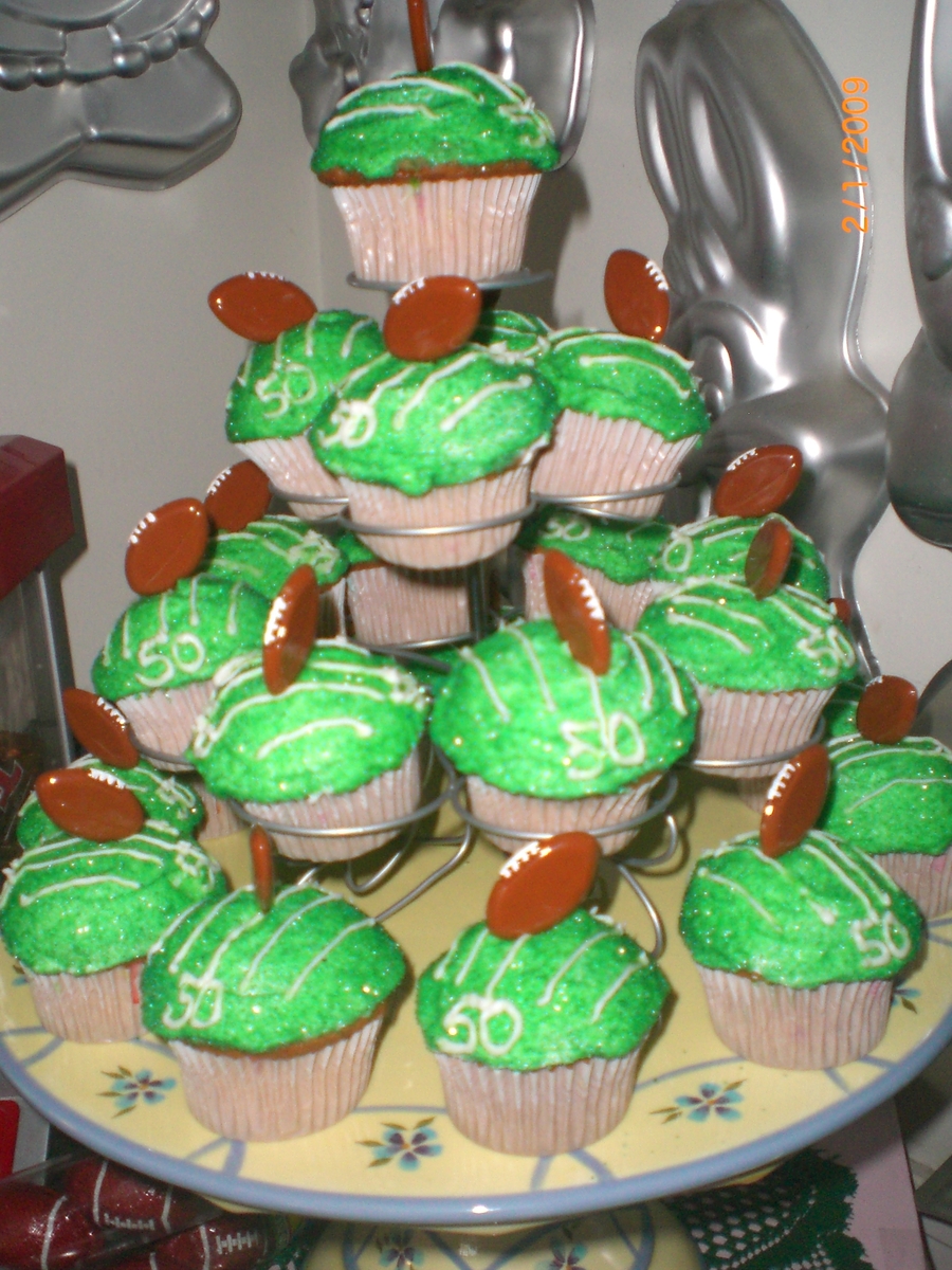 Football Cupcakes - CakeCentral.com