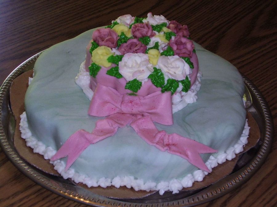 My First Fondant Cake (Practice) - CakeCentral.com