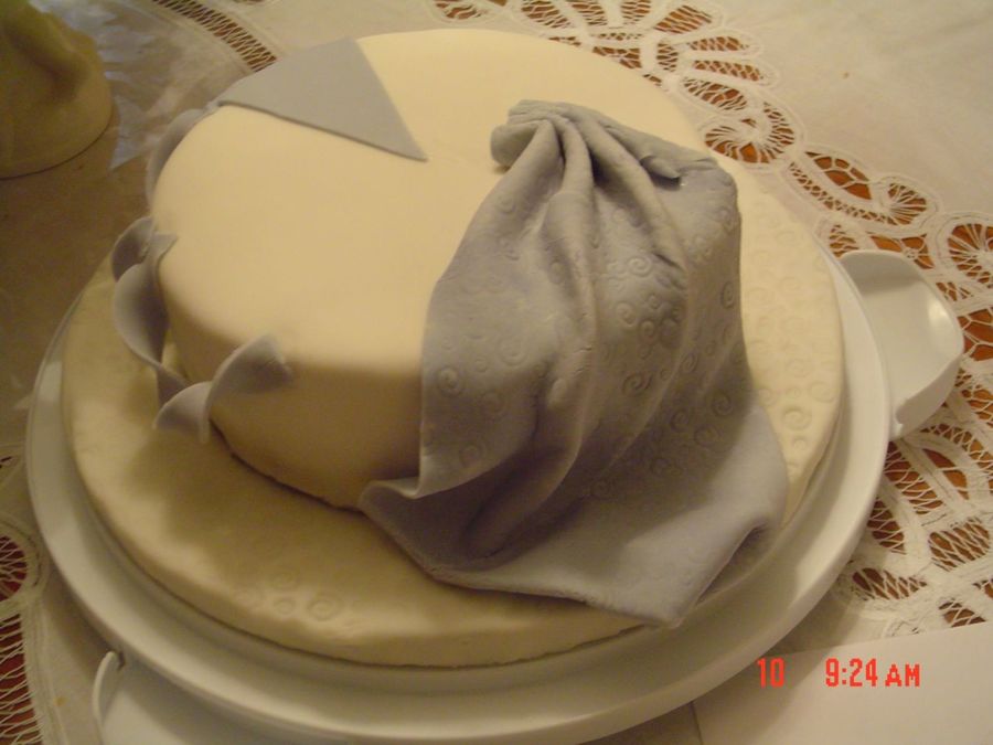 Practice Gum Paste And Fondant Cake - CakeCentral.com