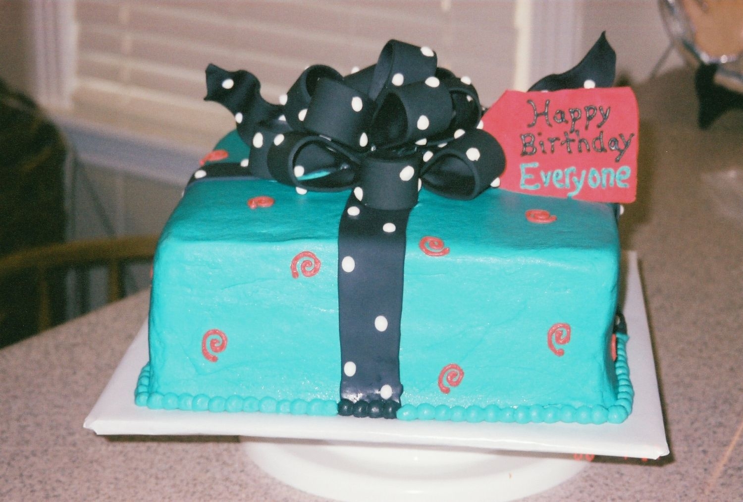 Generic Present Cake - CakeCentral.com
